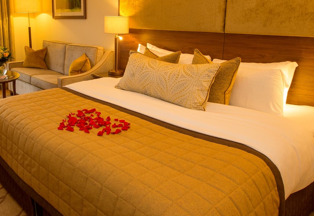 Room Service Extras - Celtic Manor Resort